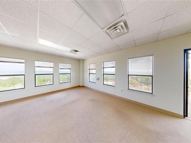 180 Joe Wimberley Blvd # 202