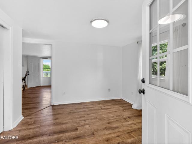 180 Johnson Rd