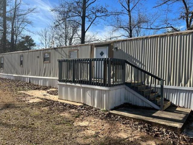 180 Oxford Cir, Hampton, GA 30228