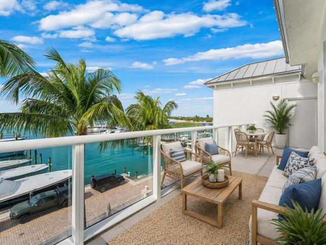 180 Lake Dr Unit 2304, Palm Beach Shores, FL 33404