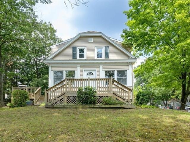 180 Lake Dr, Springfield, MA 01151