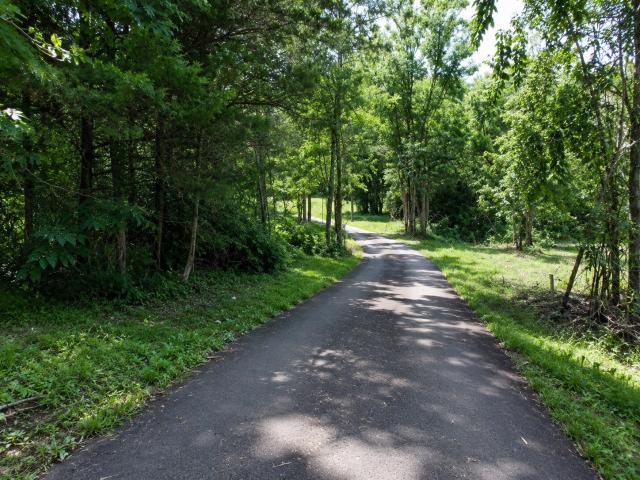 180 Lake Hollow Rd