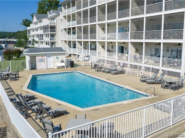 180 Lakeview Resort Boulevard 2B