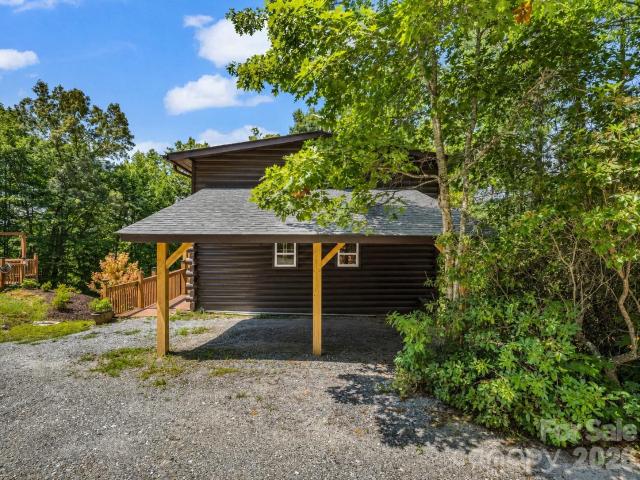 180 Mountain Ridge Drive