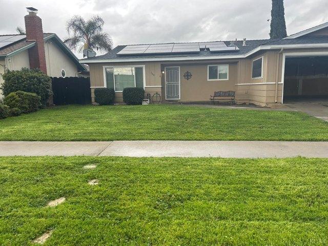180 Magnolia Ave W, Hanford, CA 93230
