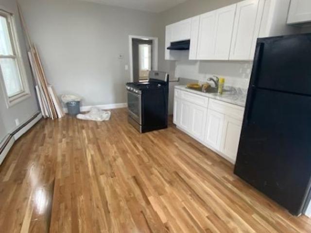180 N 12Th St