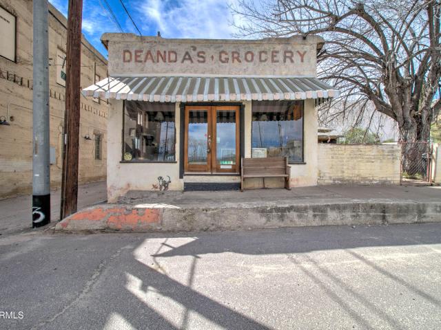 180 N MIAMI Avenue