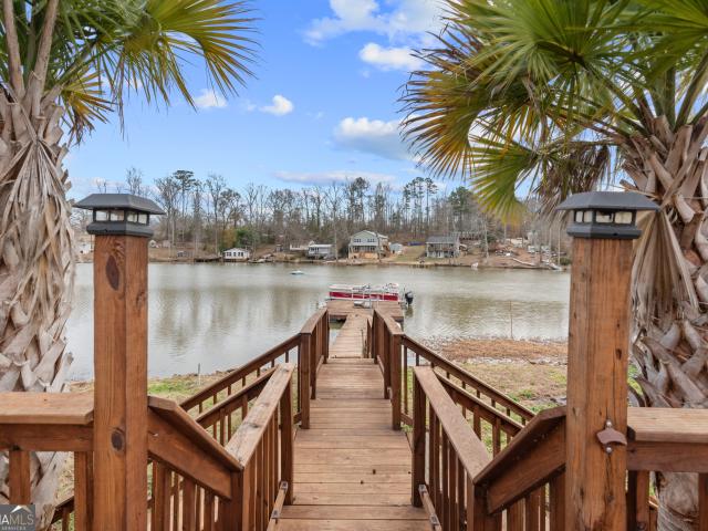 180 Southern Shores Road