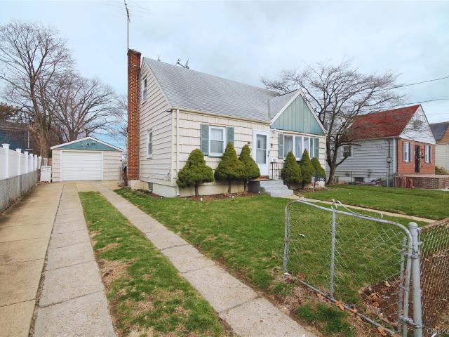 180 Stone St, Elmont, NY 11003 | MLS #977980 | Compass