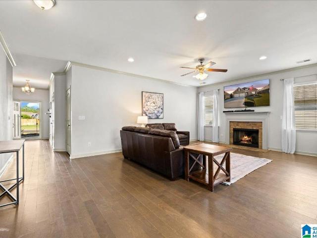 180 Sweetwater Way
