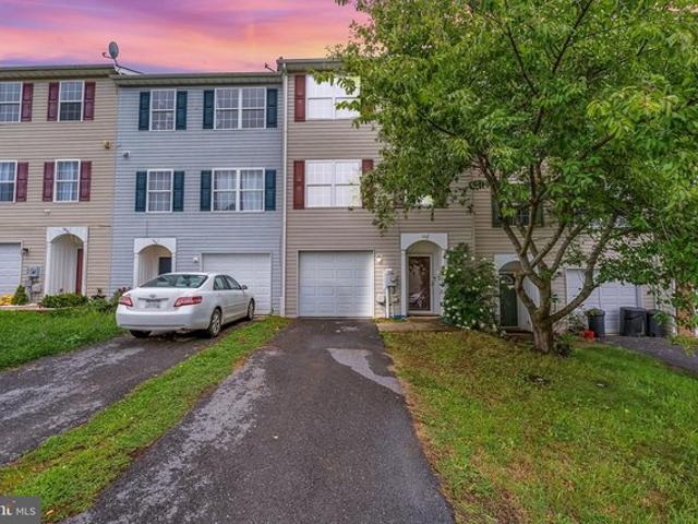 180 Pony Cir, Martinsburg, WV 25405