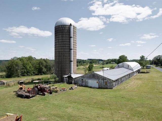180 Puckerville Rd, Oxford, NY 13830