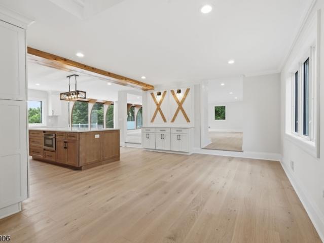 180 Roundtop Rd