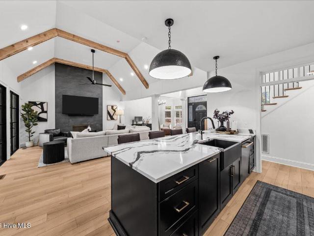 180 Rountree Lane