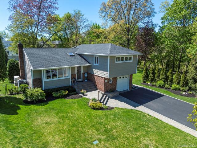 180 Radcliff Drive