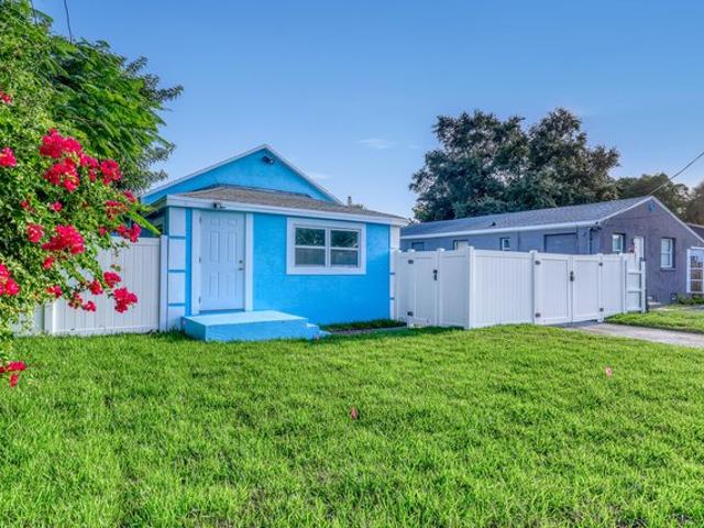 180 W 15th St, Riviera Beach, FL 33404