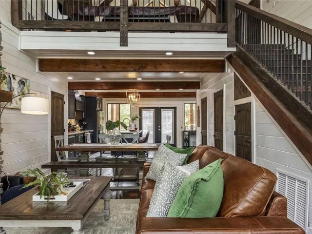 180 Weeping Willow Trail