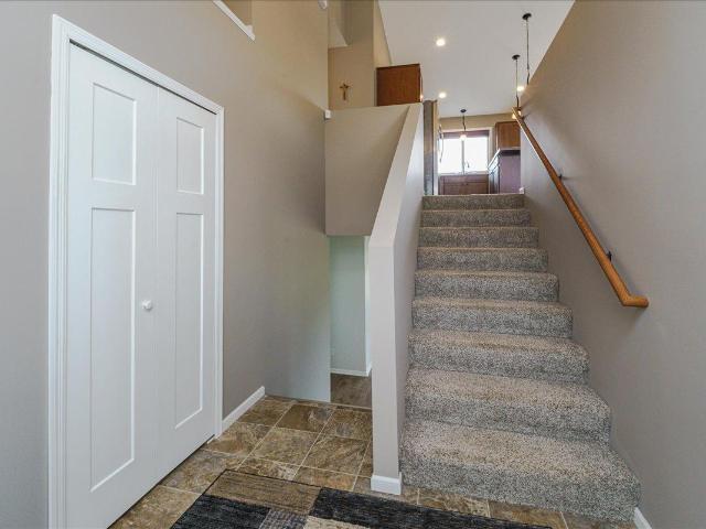 180 Tuttle Dr