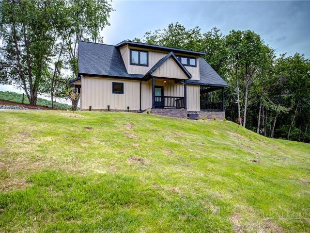180 Twin Oaks Mountain Boulevard