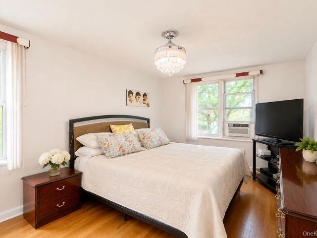 180 Van Cortlandt Park S 3F