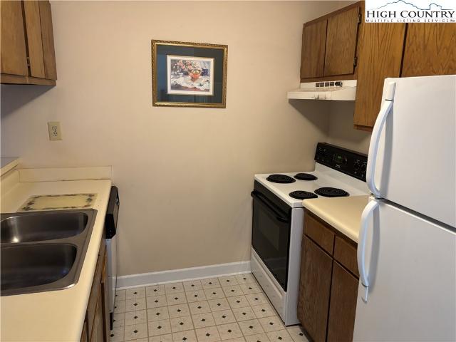180 Village Drive 1C4