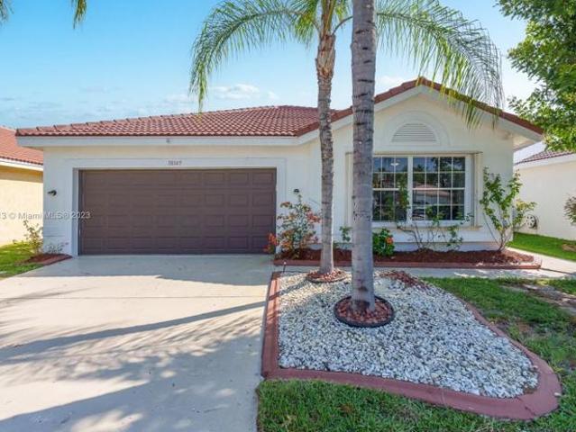 18145 5th Ct SW, Pembroke Pines, FL 33029