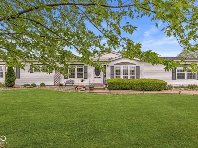 18149 Atlantic Rd, Noblesville, IN 46060