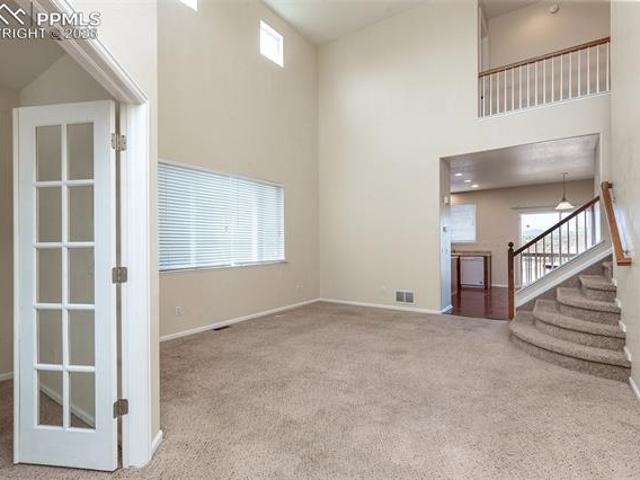 1814 Meadowbrook Parkway