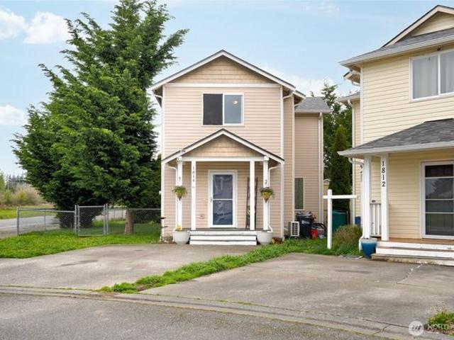 1814 N 30th St, Mount Vernon, WA 98273