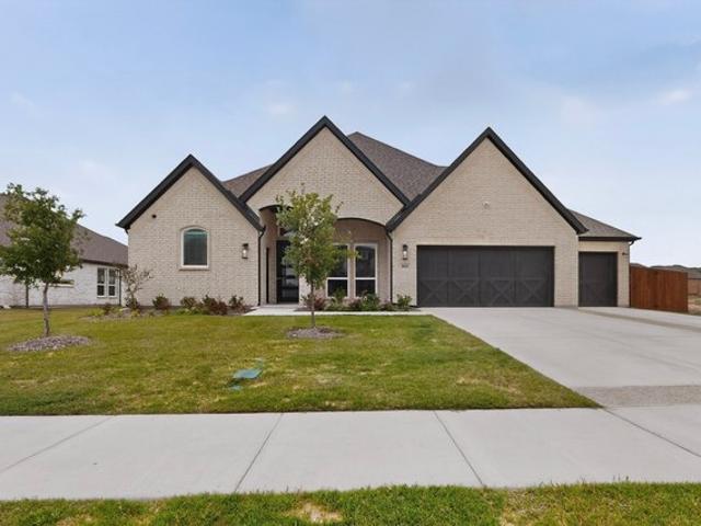 1814 Briarwood W, Midlothian, TX 76065