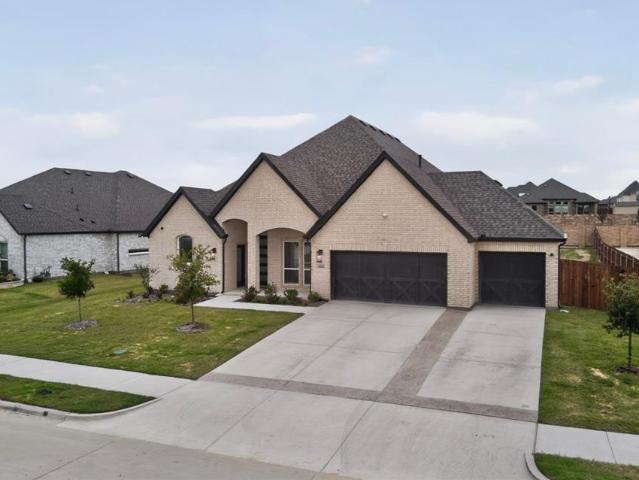 1814 Briarwood W