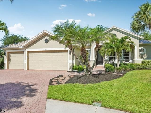 1814 Cayon Ct, Cape Coral, FL 33991
