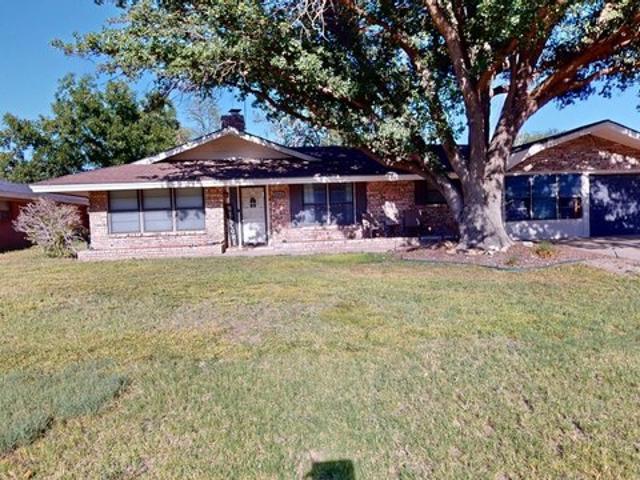 1814 Fowler St N, Hobbs, NM 88240