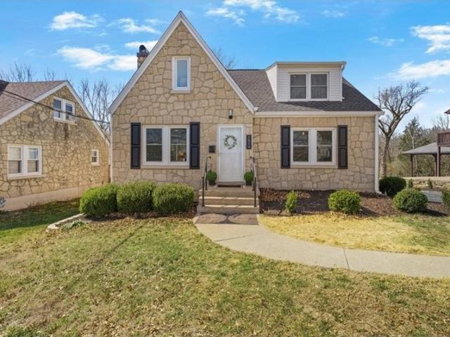 1814 Green Berry Rd, Jefferson City, MO 65101