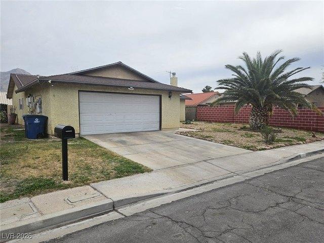 1814 Henson Ln, Las Vegas, NV 89156