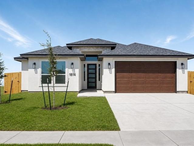 1814 Spoonbill Dr, Portland, TX 78374