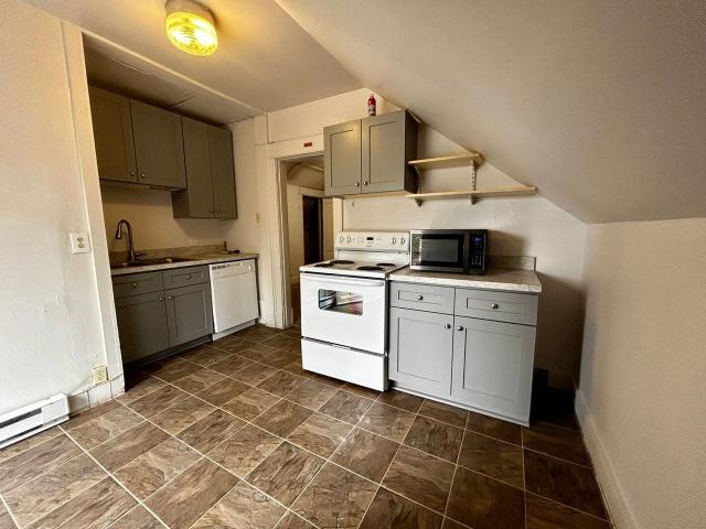 1814 to 1820 ACM 2 Bedroom Apartment for Rent at 1814 Summit St, Columbus, OH 43201 Indianola Terrace