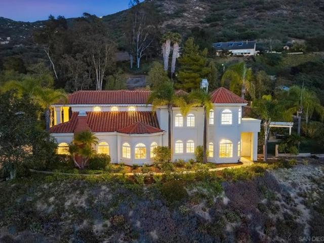 18151 Old Coach Rd, Poway, CA 92064