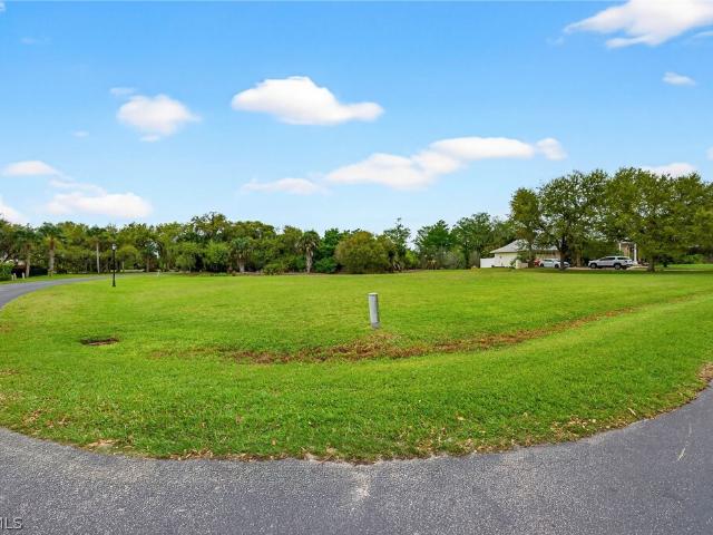 18151 River Chase Ct, Alva, FL 33920 | MLS #2026013 | Compass
