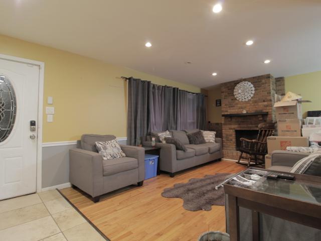 18157 Rockwell Ave, Homewood, IL 60430 | MLS #12523 | Compass