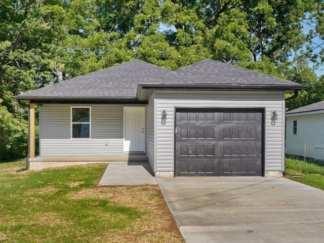 1815 N Tyler Ave, Springfield, MO 65802