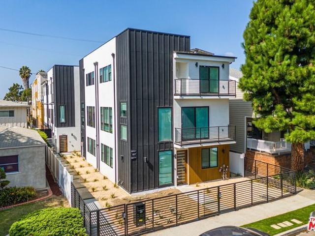1815 Barry Ave, Los Angeles, CA 90025