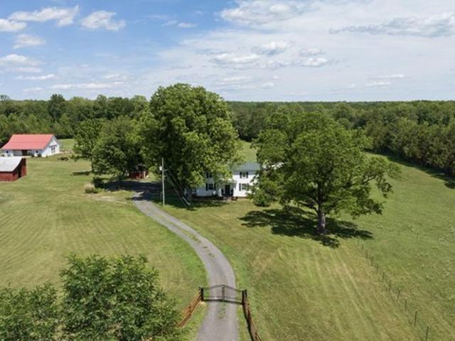 1815 Country Rd, Beaverdam, VA 23015