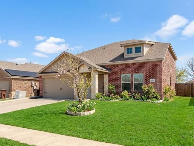 1815 Crimson Ave, Farmersville, TX 75442
