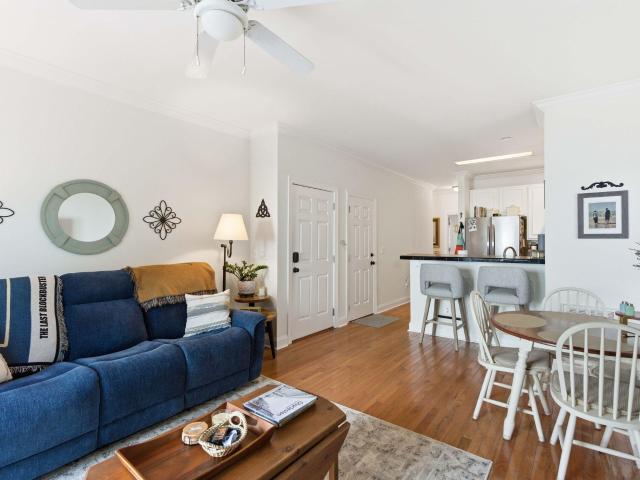 1815 Dogwood Road Apt 906