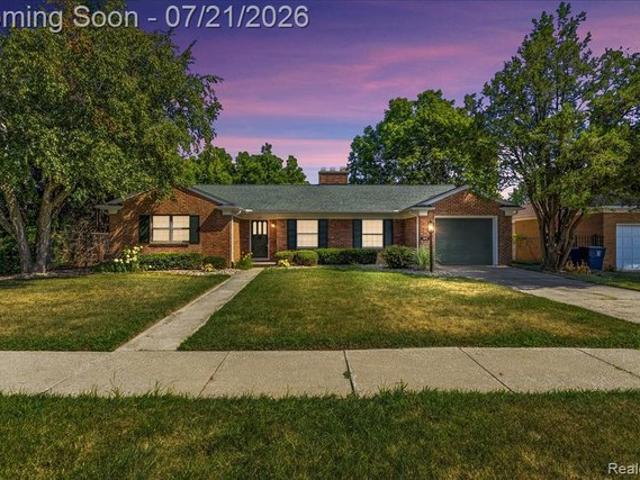 1815 E 2nd St, Flint, MI 48503