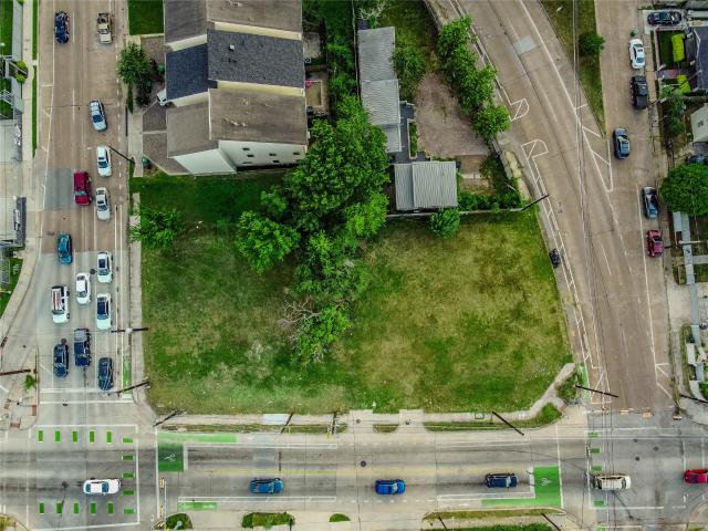 1815 Elysian St, Houston, TX 77026 | MLS #27189 | Compass