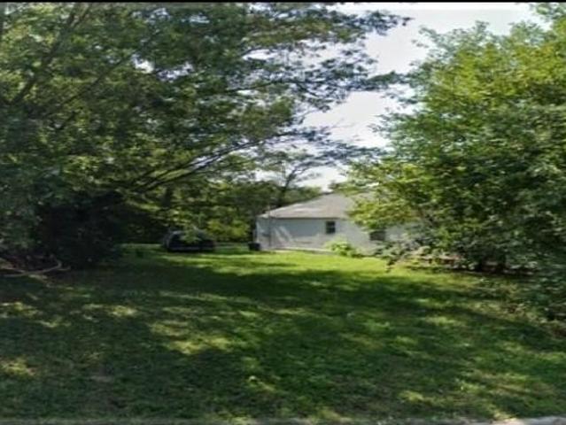 1815 Kimball Ave, Kansas City, KS 66104