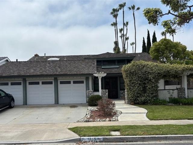 1815 Kinglet Ct, Costa Mesa, CA 92626