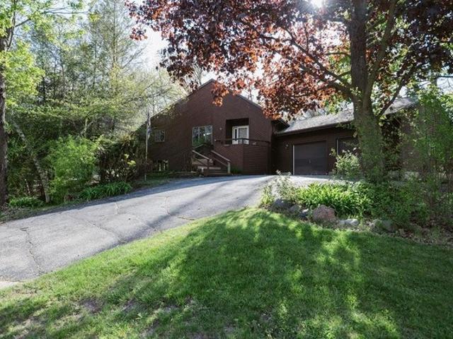 1815 Royal Oaks Dr, Janesville, WI 53548